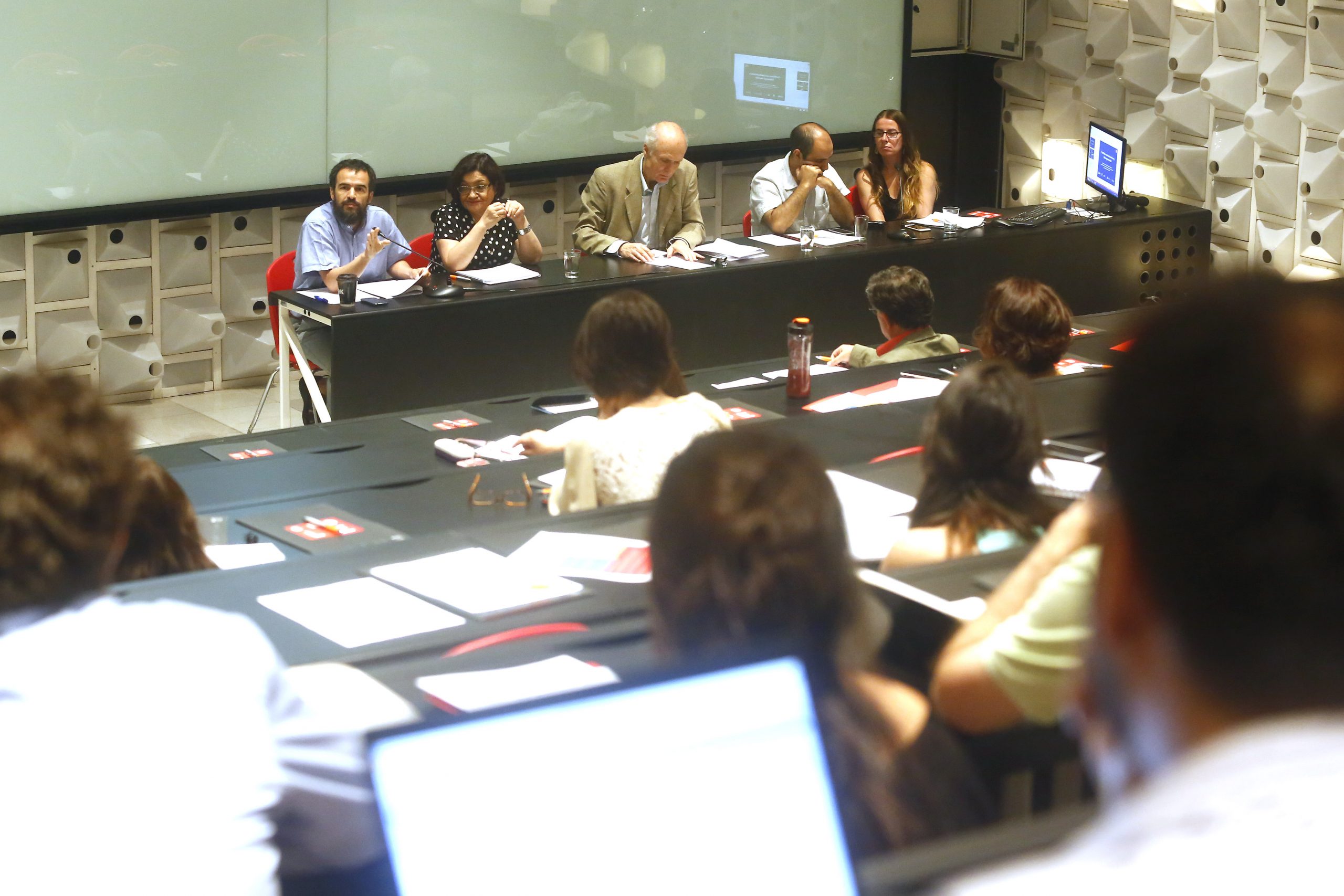 CEDLE realizó su primera jornada de investigación – Facultad de ...